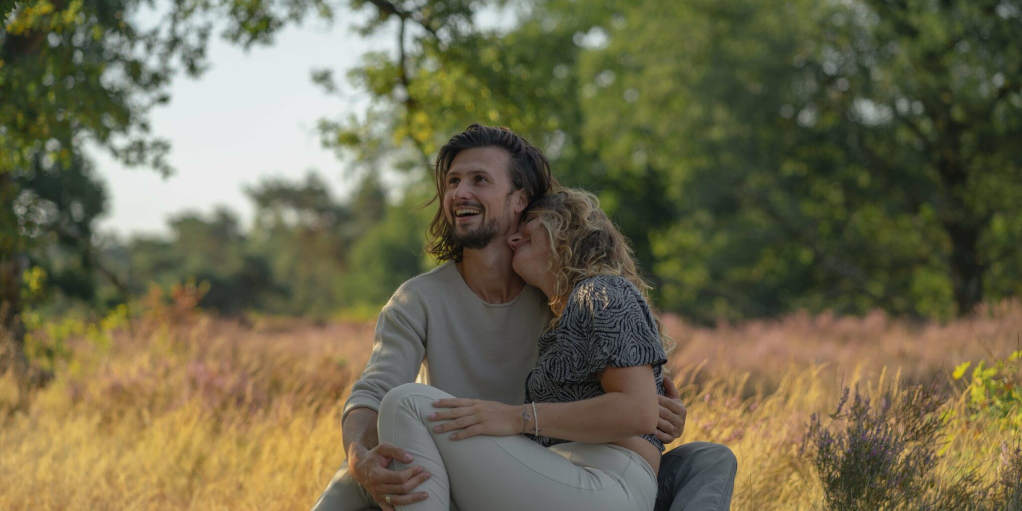 Aantrekken en afstoten: waarom gebeurt dit in je relatie?